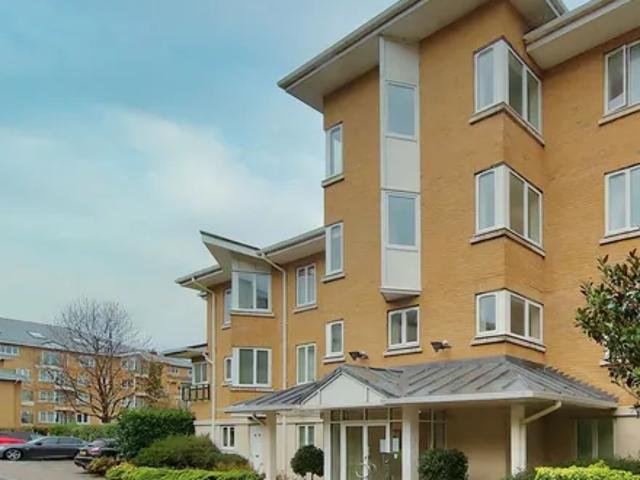 Dorchester House, Strand Drive, London, TW9 4DX, United Kingdom | 2 bed apartment for rent #165996343 | Rentberry