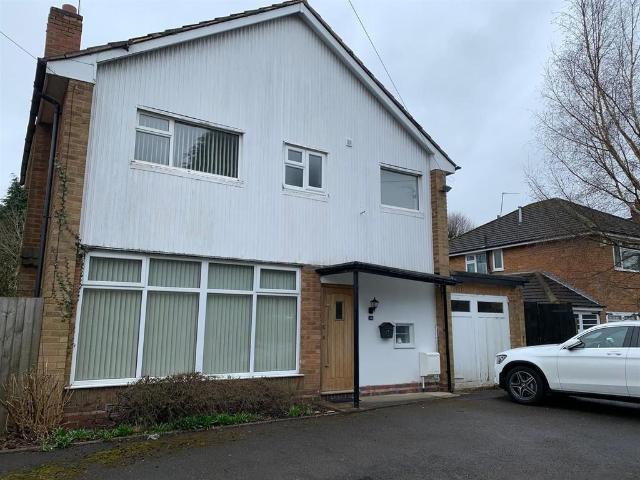 Dorchester Road, Solihull 3 bed detached house to rent £1,900 pcm £438 pw