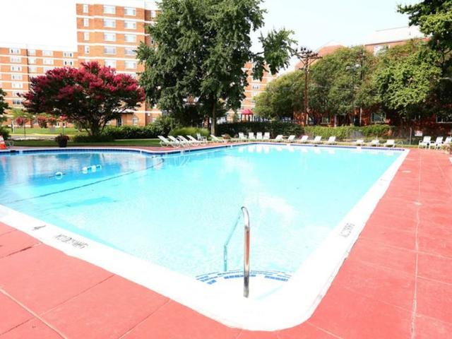 Dorchester Towers Apartments 1 Bedroom Apartment for Rent at 2001 Columbia Pike, Arlington, VA 22204 Penrose
