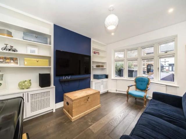 Dordrecht Road, W3 7TE, London