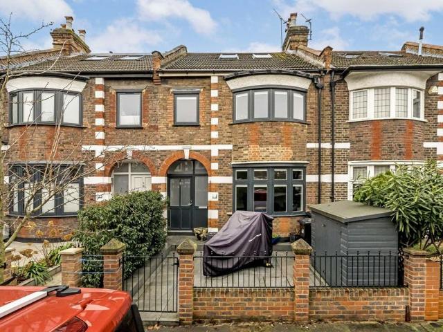 Dordrecht Road, London W3 4 bed terraced house to rent £5,250 pcm £1,212 pw