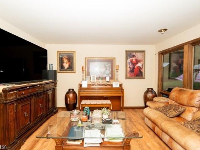 Doremus Rd, West Milford, Home For Sale