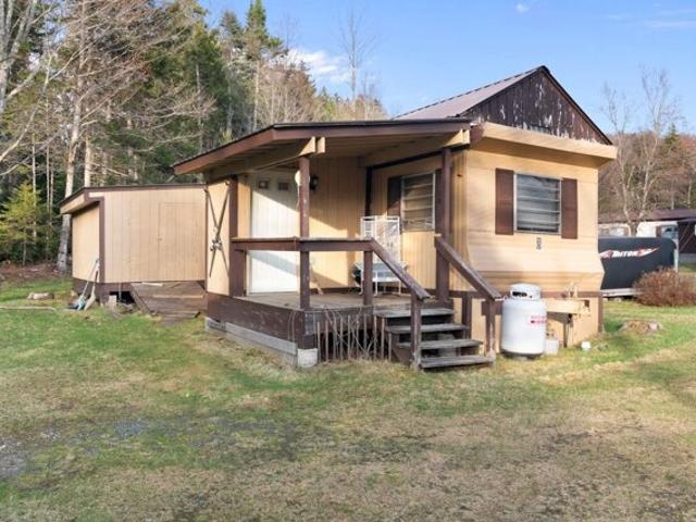 Dorf Auf Rader Rd, Wilmington, Property For Sale