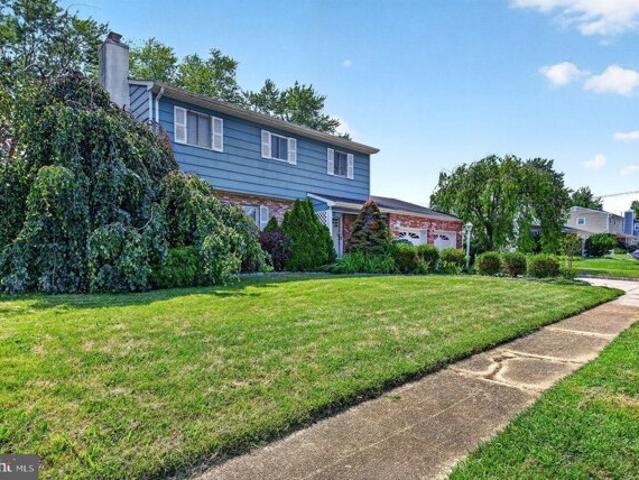 Doris Ter, Neptune, Home For Sale