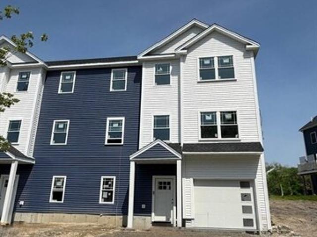 Doris Dr, Chelmsford, Condo For Sale