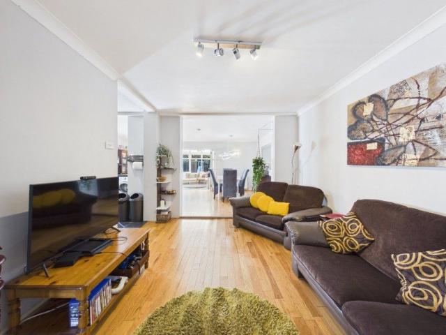 Doris Road, Ashford, Surrey,TW15
