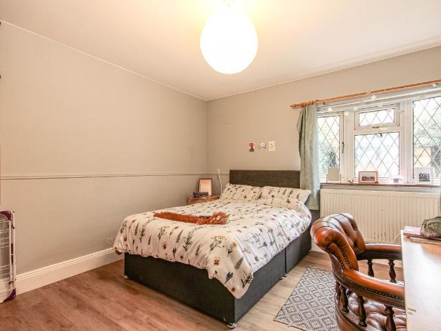 Dorket Drive, Nottingham NG8, 4 bed shared accommodation to rent, £1,941 pcm | PrimeLocation