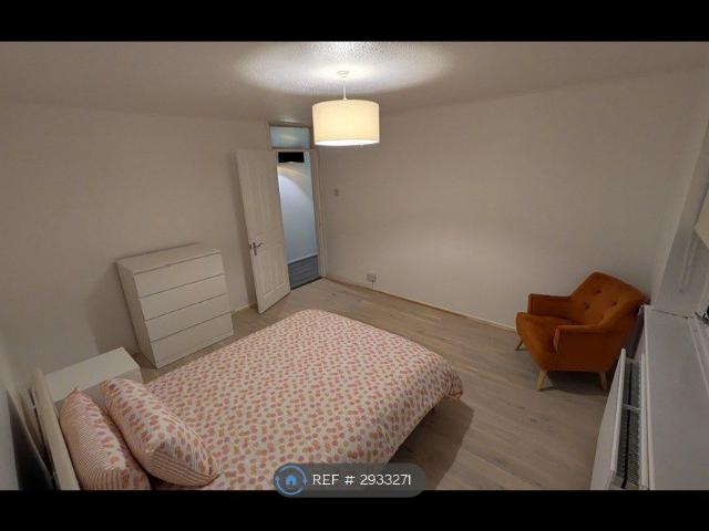 Dorney Court, Portsmouth PO6, Room to rent, £750 pcm | PrimeLocation