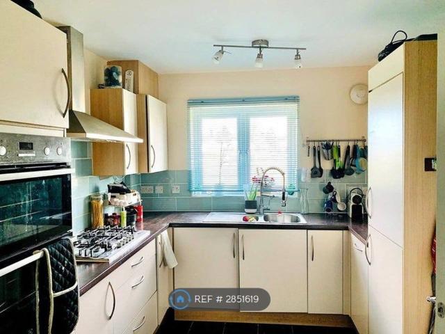 Dorney Place, Dartford DA1, Room to rent, £670 pcm | PrimeLocation