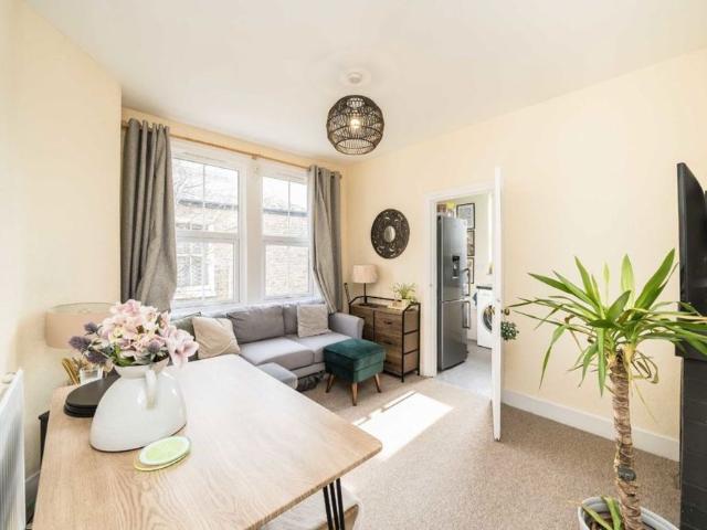 Dornton Road, SW12, London