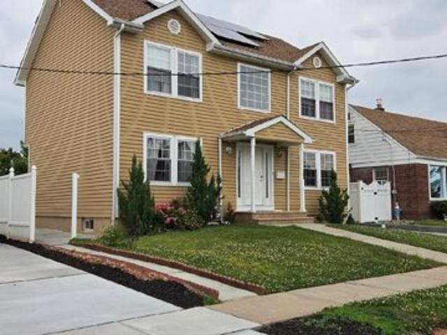 Dorothy St, Carteret, Home For Sale