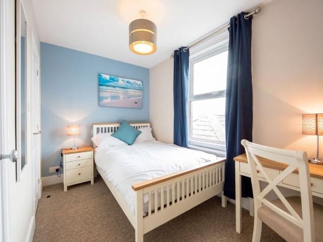 Dorothy Street, Reading RG1, 1 bed end terrace house to rent, £750 pcm | PrimeLocation