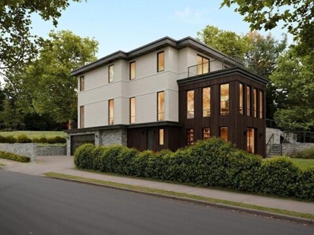 Dorr Rd, Newton, Home For Sale