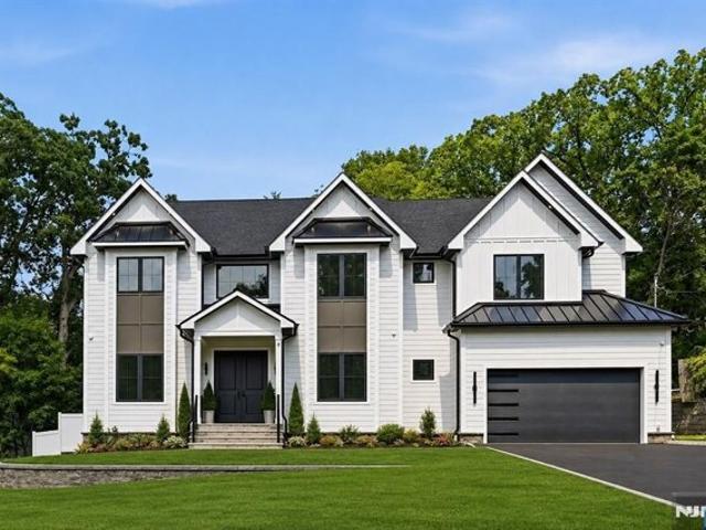 Dorrien Rd, Livingston, Home For Sale