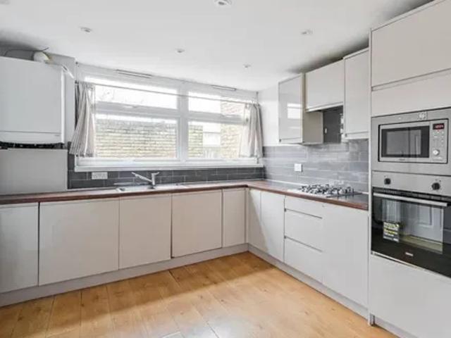 Dorrien Walk, 47 54 Dingley Lane, London, SW16 1AS, United Kingdom | 3 bed townhouse for rent #140657917 | Rentberry