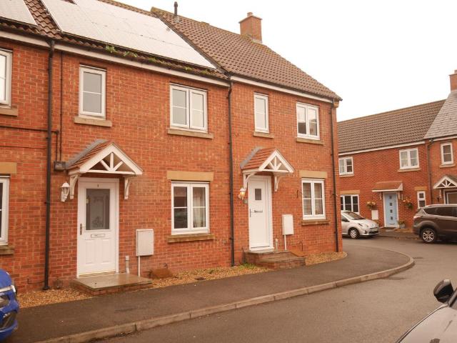 Dorset Close, Highbridge, 3 bed terraced house to rent £1,130 pcm £261 pw