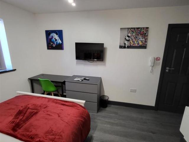 Dorset Avenue, Hayes UB4, Room to rent, £850 pcm | PrimeLocation