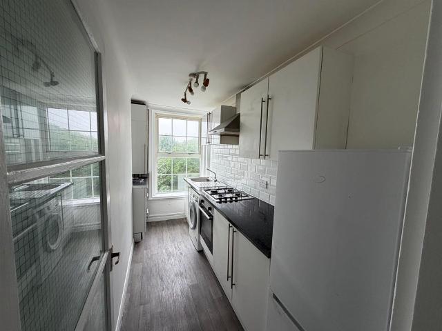 Dorset Gardens, Brighton BN2, 1 bed flat to rent, £1,150 pcm | PrimeLocation