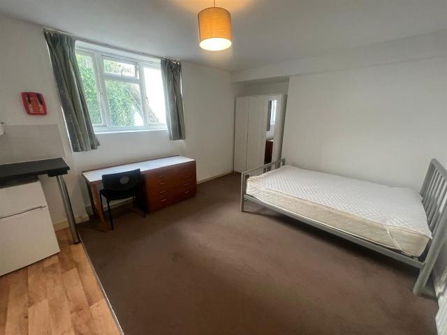 Dorset Gardens, Brighton BN2, Room to rent, £750 pcm | PrimeLocation