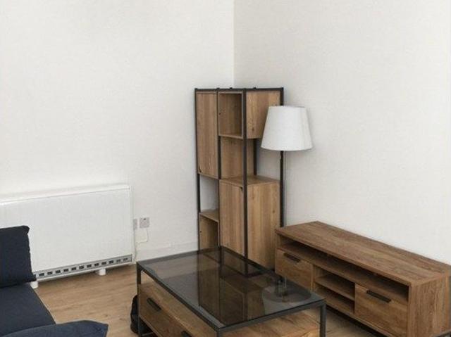 Dorset Square, Glasgow G3, 1 bed flat to rent, £890 pcm | PrimeLocation