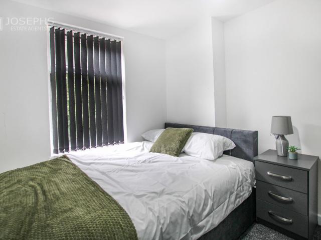Dorset Street, Bolton BL2, Room to rent, £500 pcm | PrimeLocation