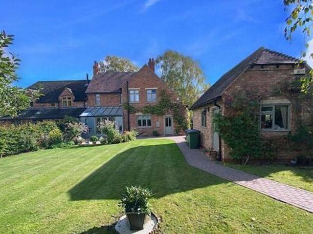 Dorsington, Stratford upon avon, 3 Bedroom Semi detached