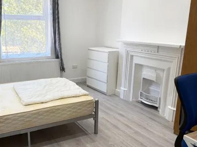 DoubleTree by Hilton Hotel London Ealing, 2 8 Hanger Lane, London, W5 3HN, United Kingdom | 3 bed house for rent #118056151 | Rentberry