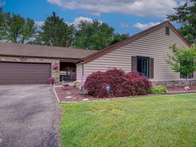 Double Creek Pkwy, Freehold, Home For Sale