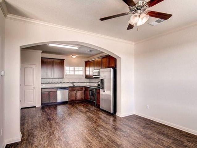 Double Eagle Townhomes 2 Bedroom Home for Rent at 405 Winterfield Dr, Hutto, TX 78634