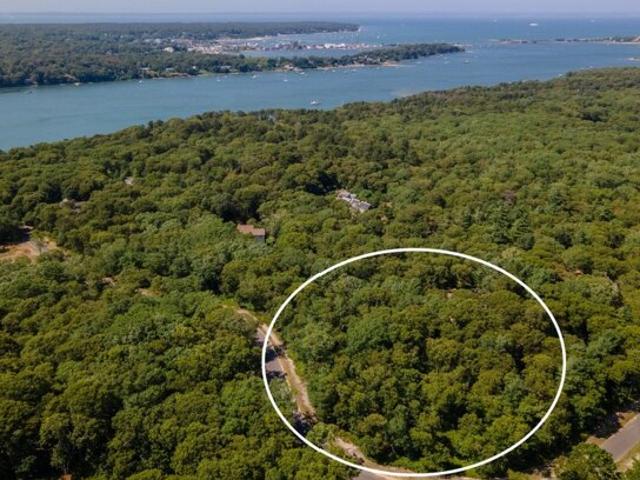 Double Ox Rd, Oak Bluffs, Plot For Sale