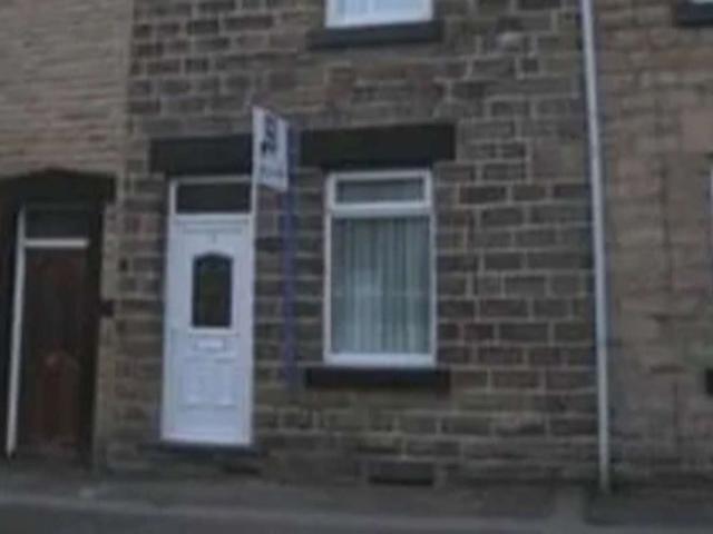 Double Room Available Room 2