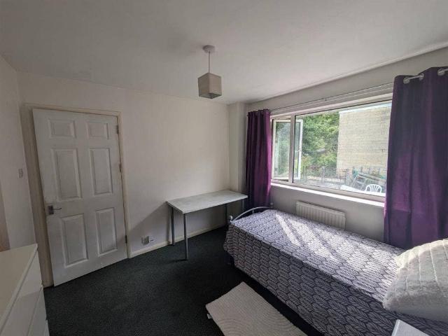Double room for rent