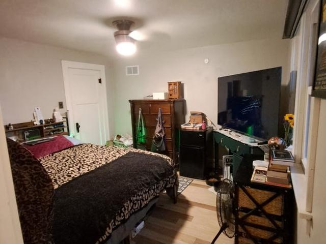 Double Room in 1 bed apartment in Elmwood Park