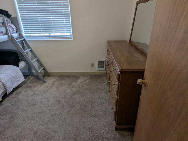 Double Room in 2 bed apartment in Lebanon