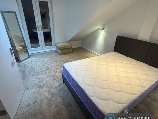 Double Room, London, NW10 1 bed in a flat share to rent £1,050 pcm £242 pw