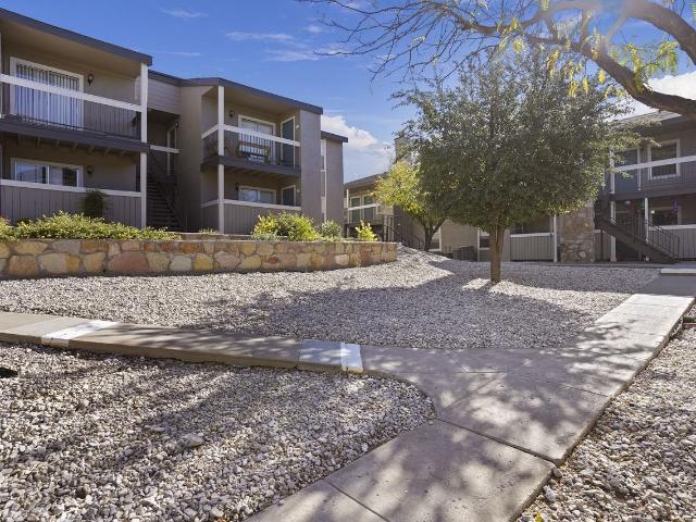 Double Tree Apts. 2 Bedroom Apartment for Rent at 200 N Mesa Hills Dr, El Paso, TX 79912 Upper Mesa Hills