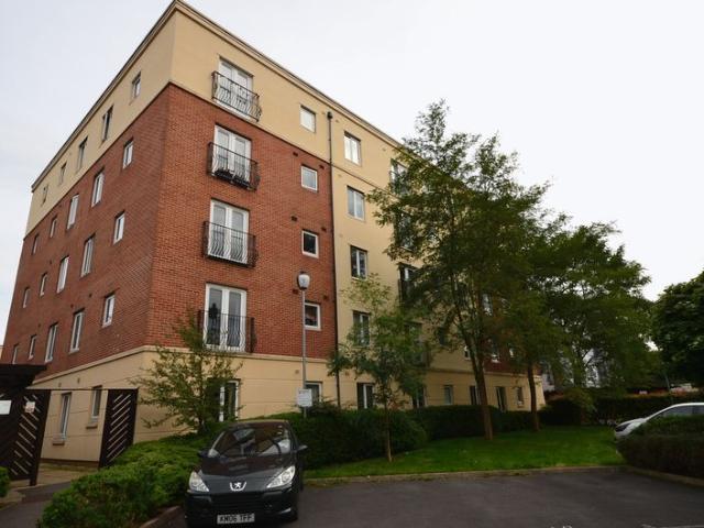 Doudney Court, Bristol BS3, 2 bed flat to rent, £1,500 pcm | PrimeLocation