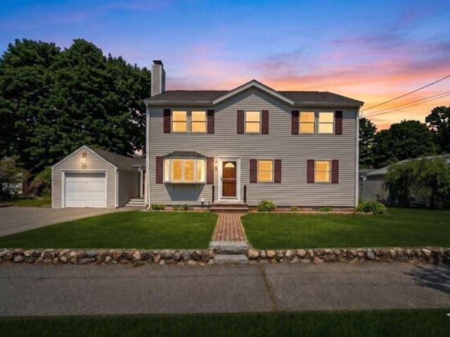 Douglas Ave, Beverly, Home For Sale