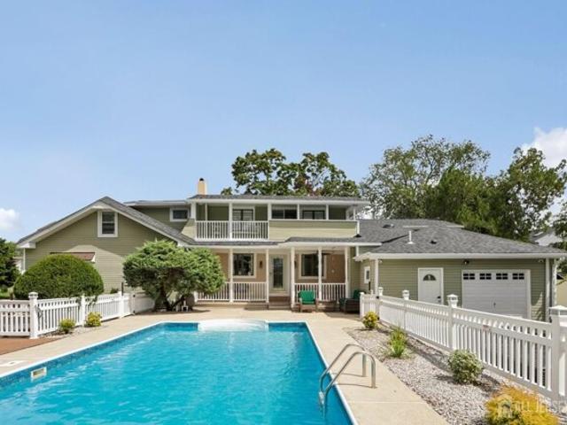Douglas Ave, Hamilton, Home For Sale