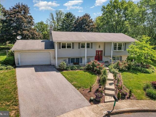 Douglas Ct, Carlisle, Home For Sale