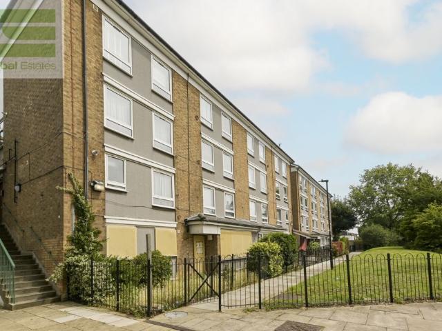 Douglas Johnson House, Clem Atlee Court SW6, 1 bed flat to rent, £1,990 pcm | PrimeLocation