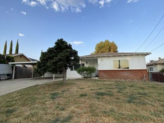 Douglas Ln, Yucaipa, CA 92399