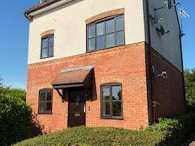Douglas Place, Oldbrook, Milton. 1 bed ground floor flat to rent £1,095 pcm £253 pw
