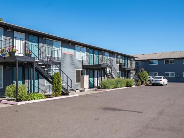Douglas Square 2 Bedroom Apartment for Rent at 2440 Se 87th Ave, Portland, OR 97216 Montavilla