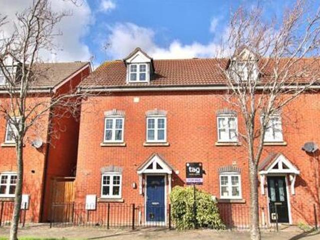 Douglas Walk, Saxon Park, 3 Bedroom Terraced