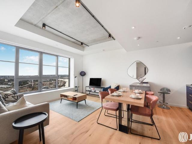Douglass Tower, Good Luck Hope E14 1 bed apartment to rent £2,600 pcm £600 pw