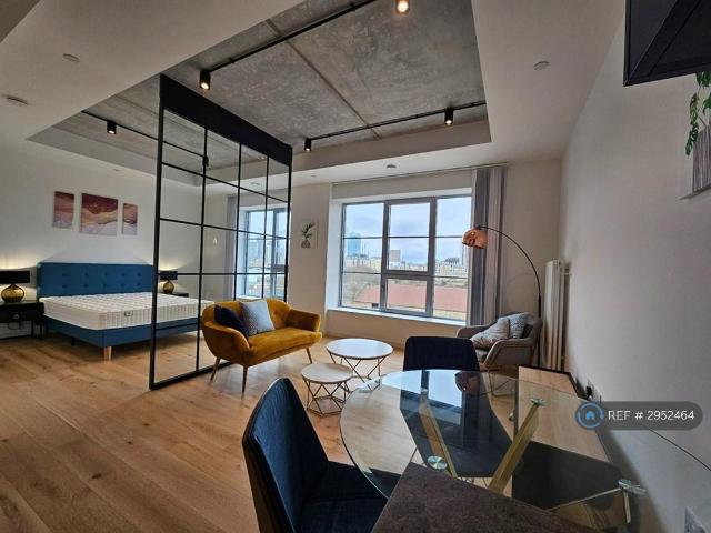 Douglass Tower, London, E14 1 bed flat to rent £2,000 pcm £462 pw