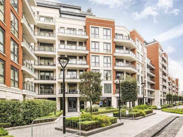Doulton House, Chelsea Creek. SW6 Studio to rent £1,950 pcm £450 pw
