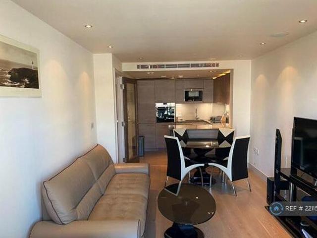 Doulton House, London, 1 Bedroom Flat