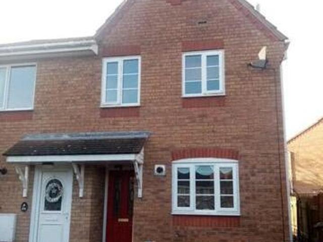 Dove Close, Sleaford, 2 Bedroom Semi detached